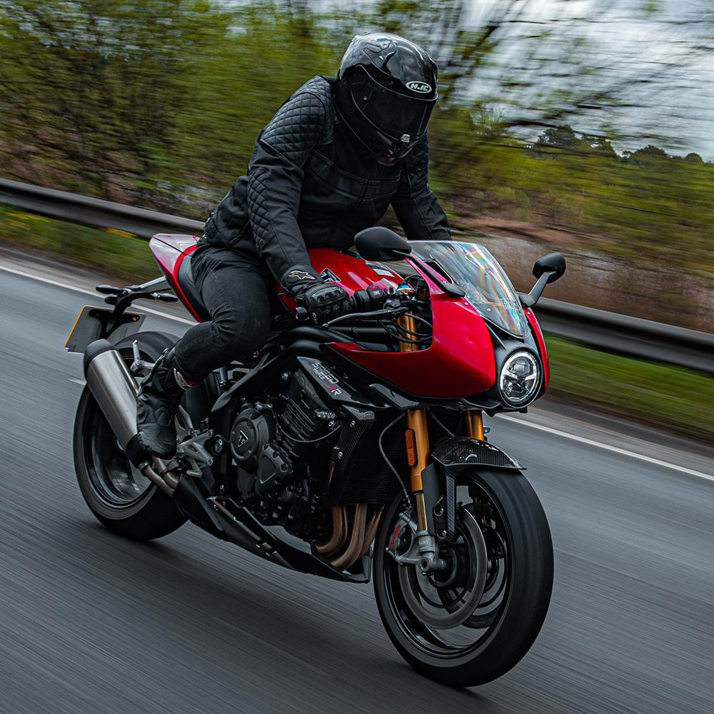 Triumph Motorcycles Dealers UK | LIND Triumph